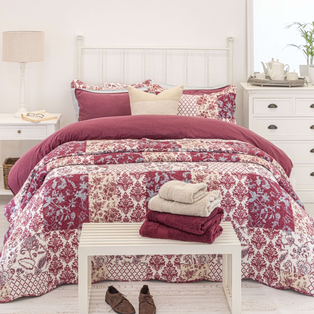 GISELLE BURGUNDY QUILT SET | Volpes