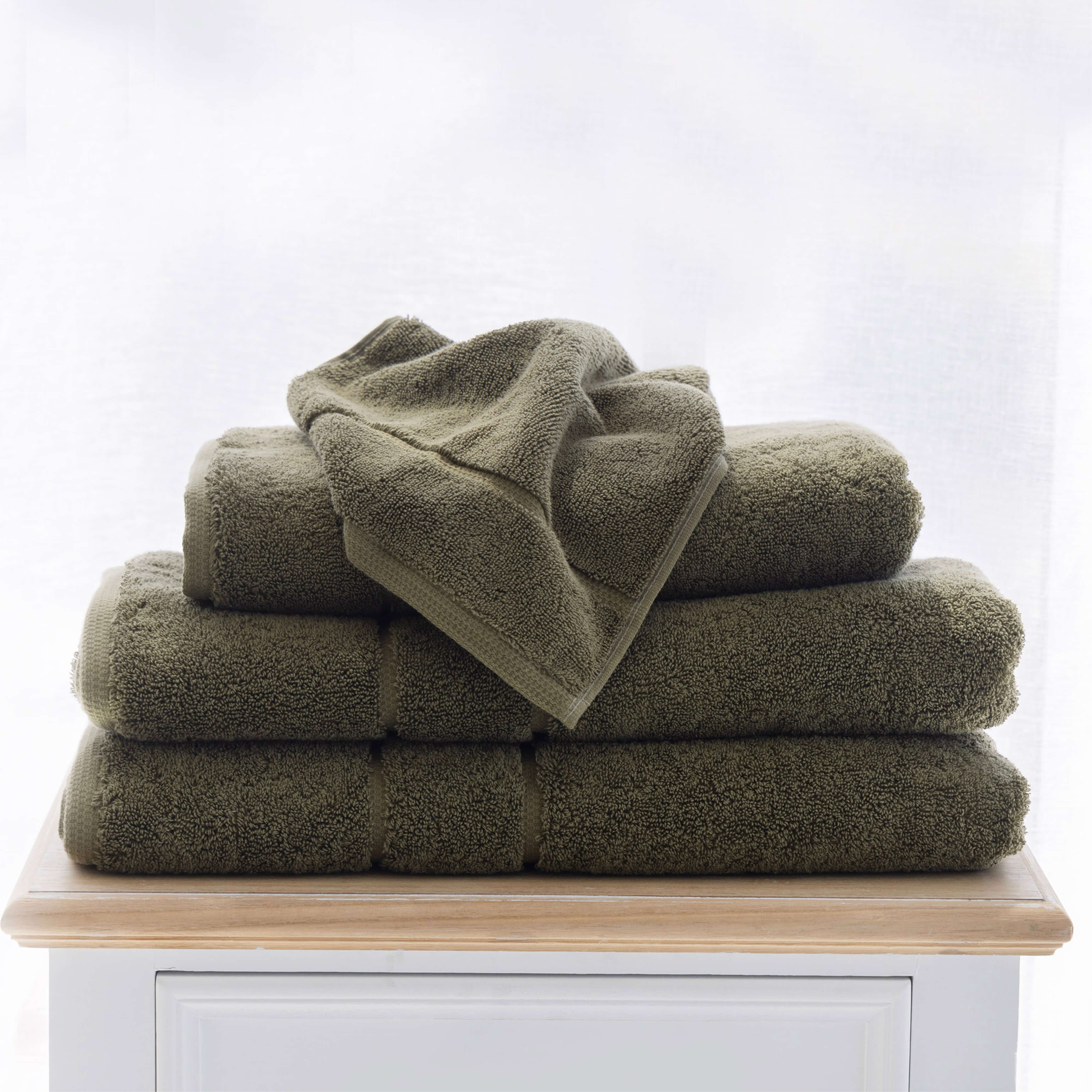 PREMIUM OLIVE TOWEL | Volpes